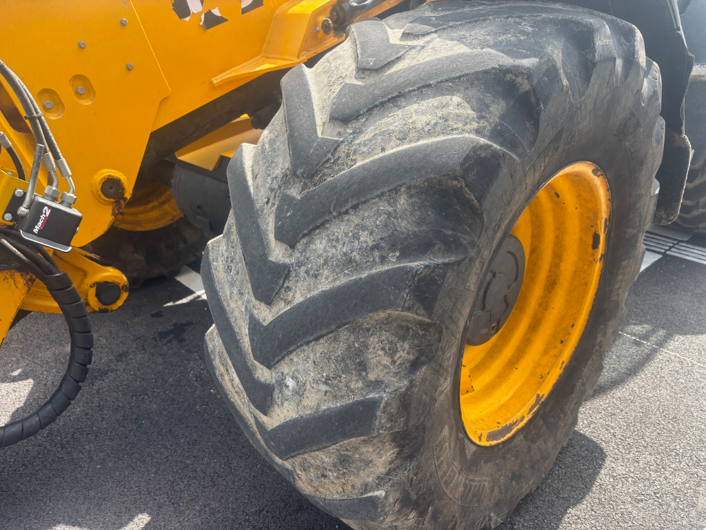 JCB - TM 320 AGRI - Groupe CAL